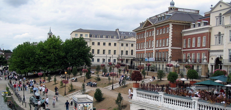 Shot of Richmond Riverside | Architecture Here and There