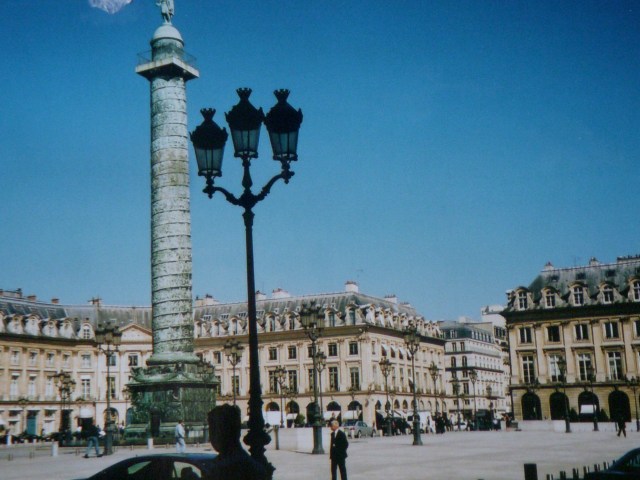 Paris strong, Paris beautiful | Architecture Here and There