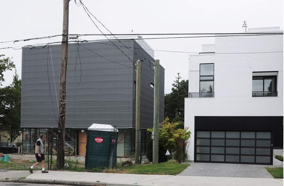 Ugliest house in Vancouver? | Architecture Here and There