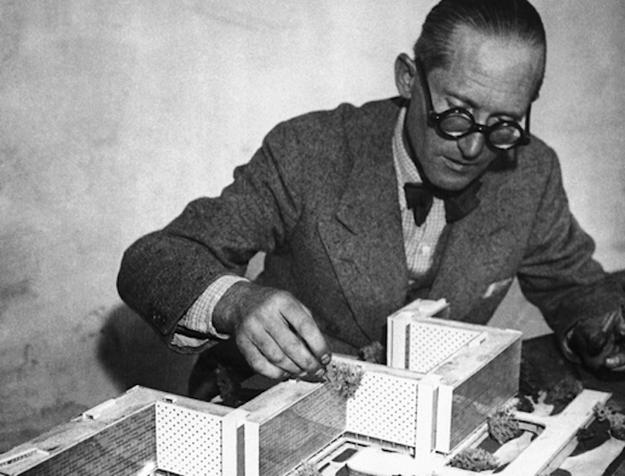 Salingaros on Millais’ Corbu | Architecture Here and There